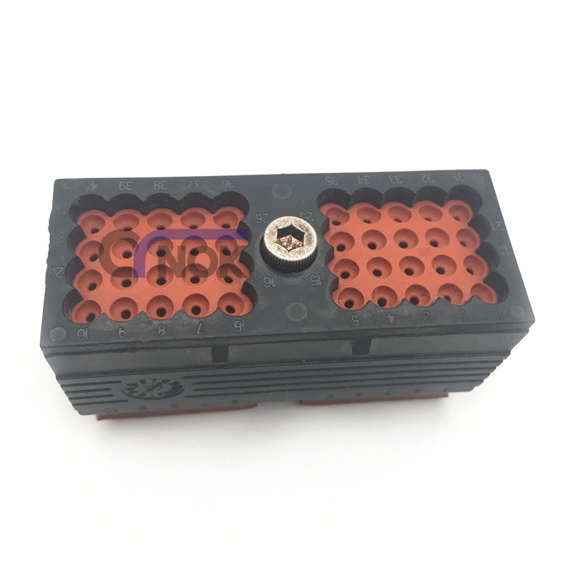 C9 Engine Connector 40 Pin Computer Board Plug 8T-9834 8T9834 For CAT ...